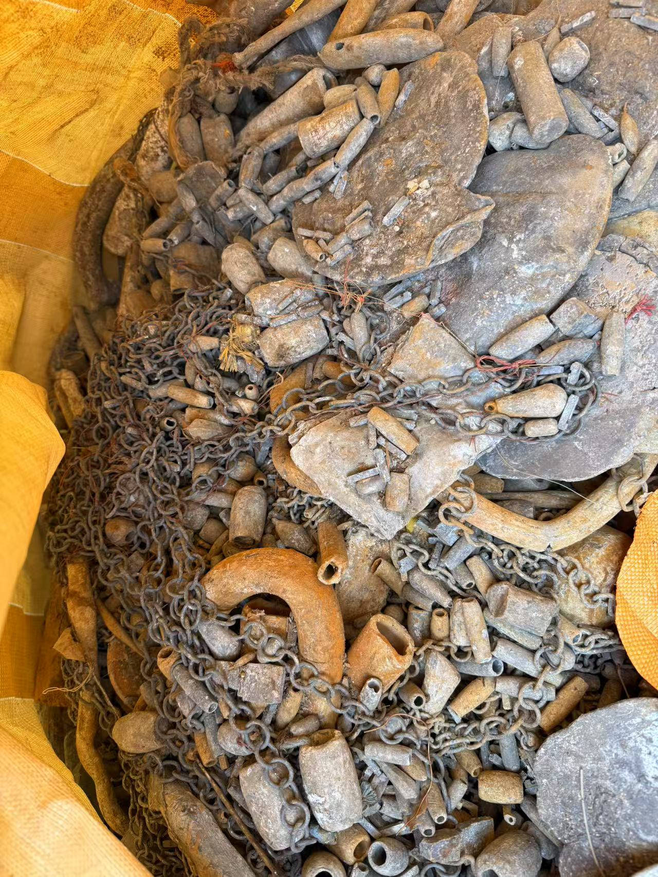 More than 4 tons of lead.,lead,doctorScrap waste recycling,Lead,Irony lead
